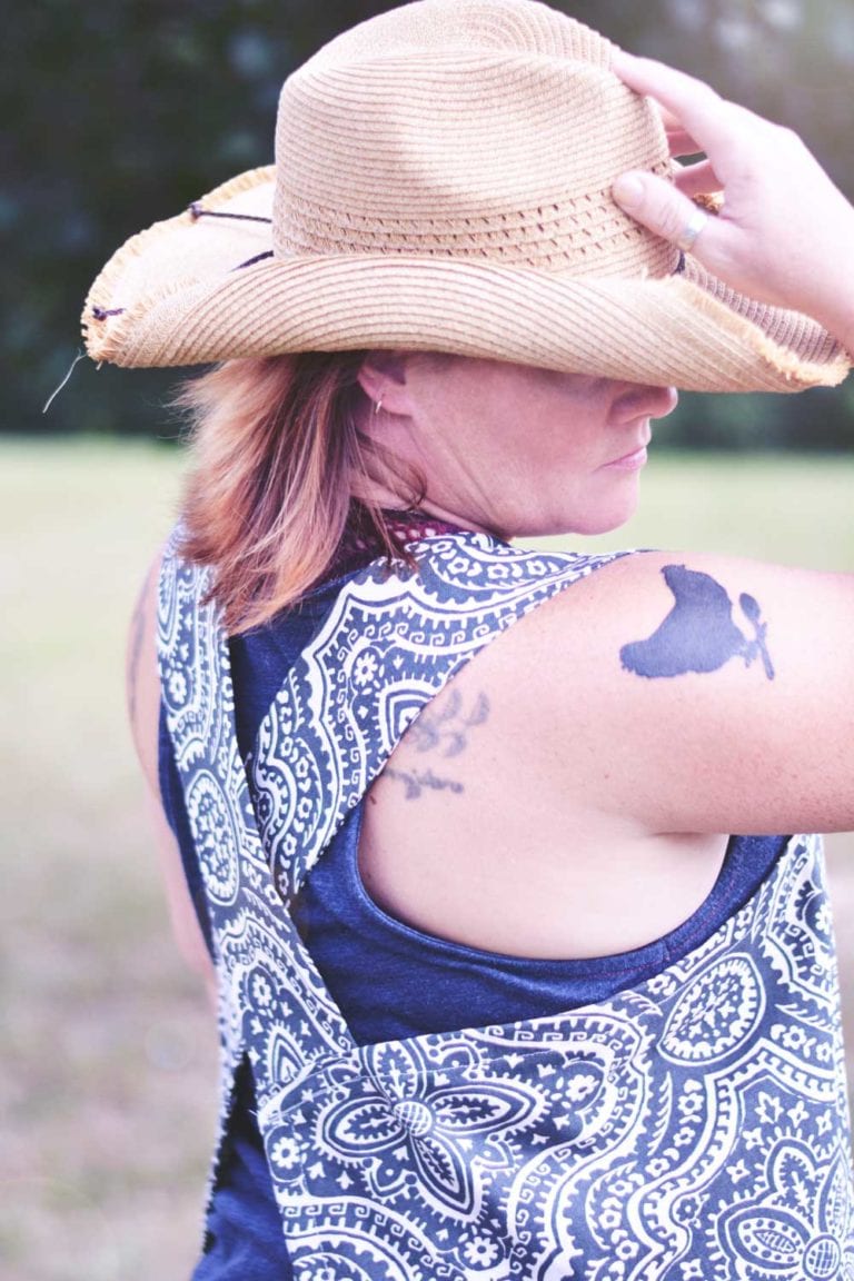 How to Make my Farmhouse Apron | Cosmopolitan Cornbread