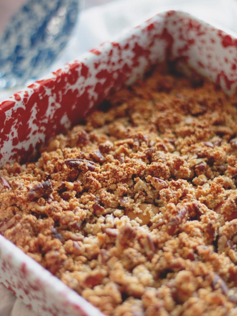 Healthy Apple Crisp Dessert | Cosmopolitan Cornbread