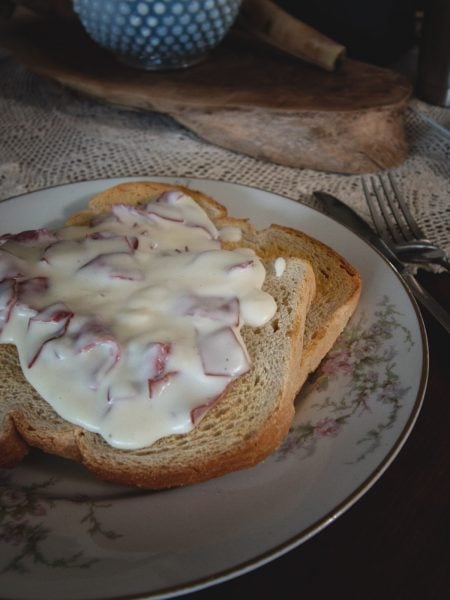 Chipped Beef (with Recipe Video) | Cosmopolitan Cornbread
